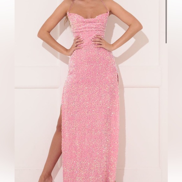 Lucy in the Sky | Dresses | Lucy In The Sky Lissy Velvet Sequin Maxi ...